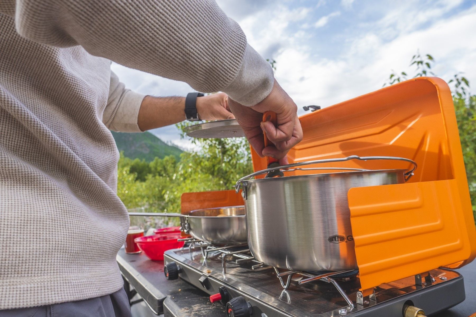 GSI Outdoors Glacier Stainless Cookware Technology