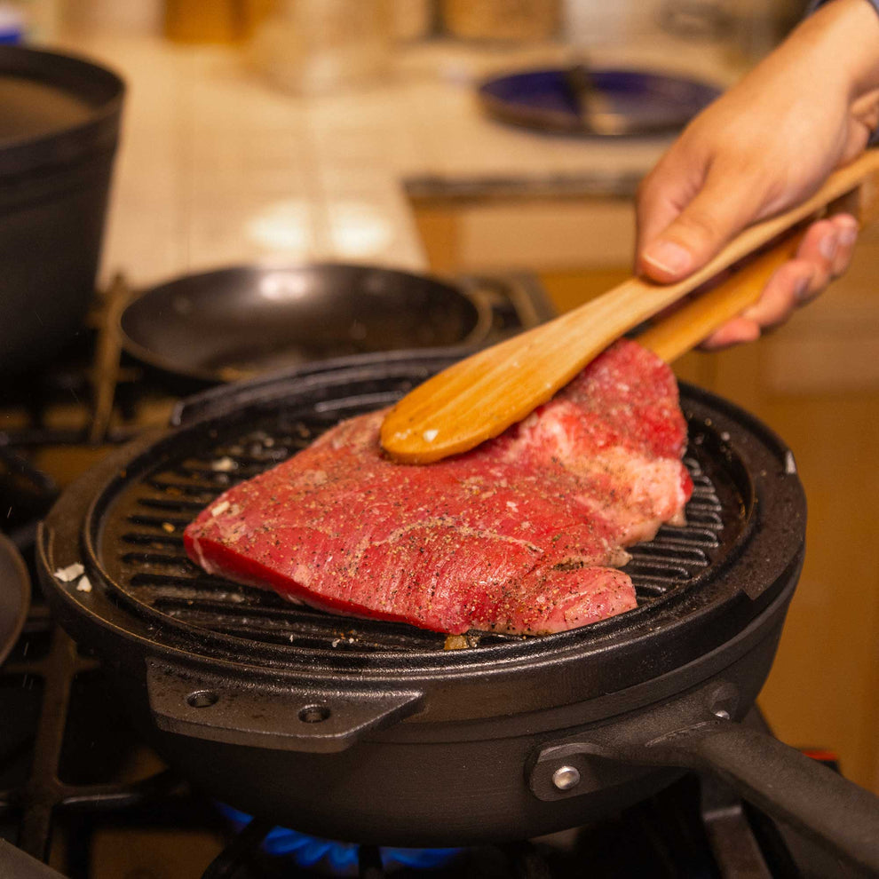 Guidecast 10" Cast Iron Outdoor Cooking Hub | GSI Outdoors